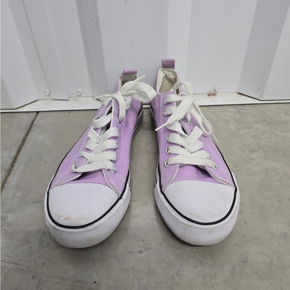 One Step Ahead | Shoes | One Step Ahead Purple And White Hightop ...